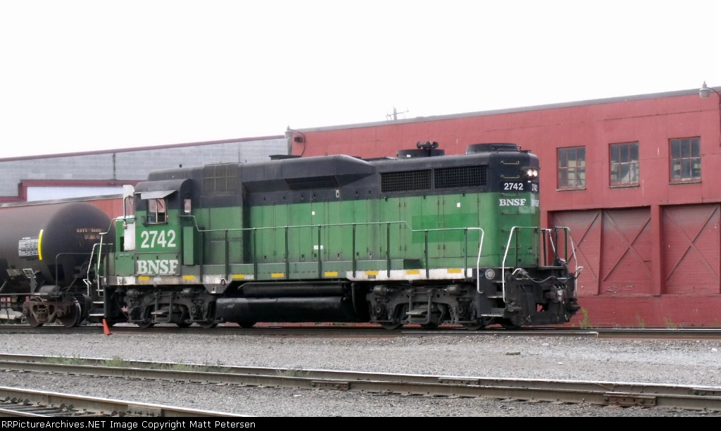 BNSF 2742